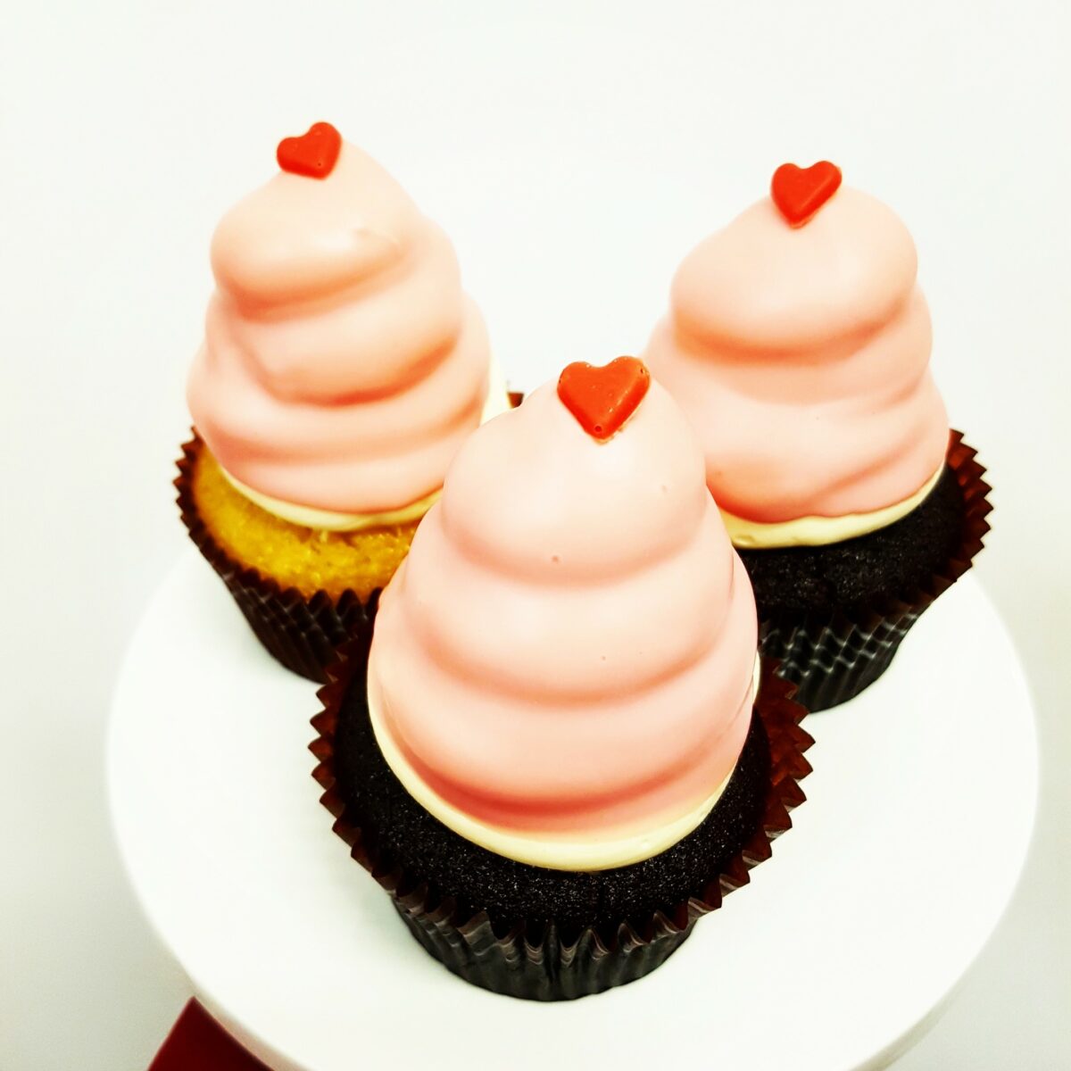 Strawberry Mallow Puff | Bloom Cupcakes