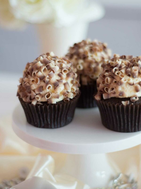 Who are we? We are cupcake couture. | Bloom Cupcakes